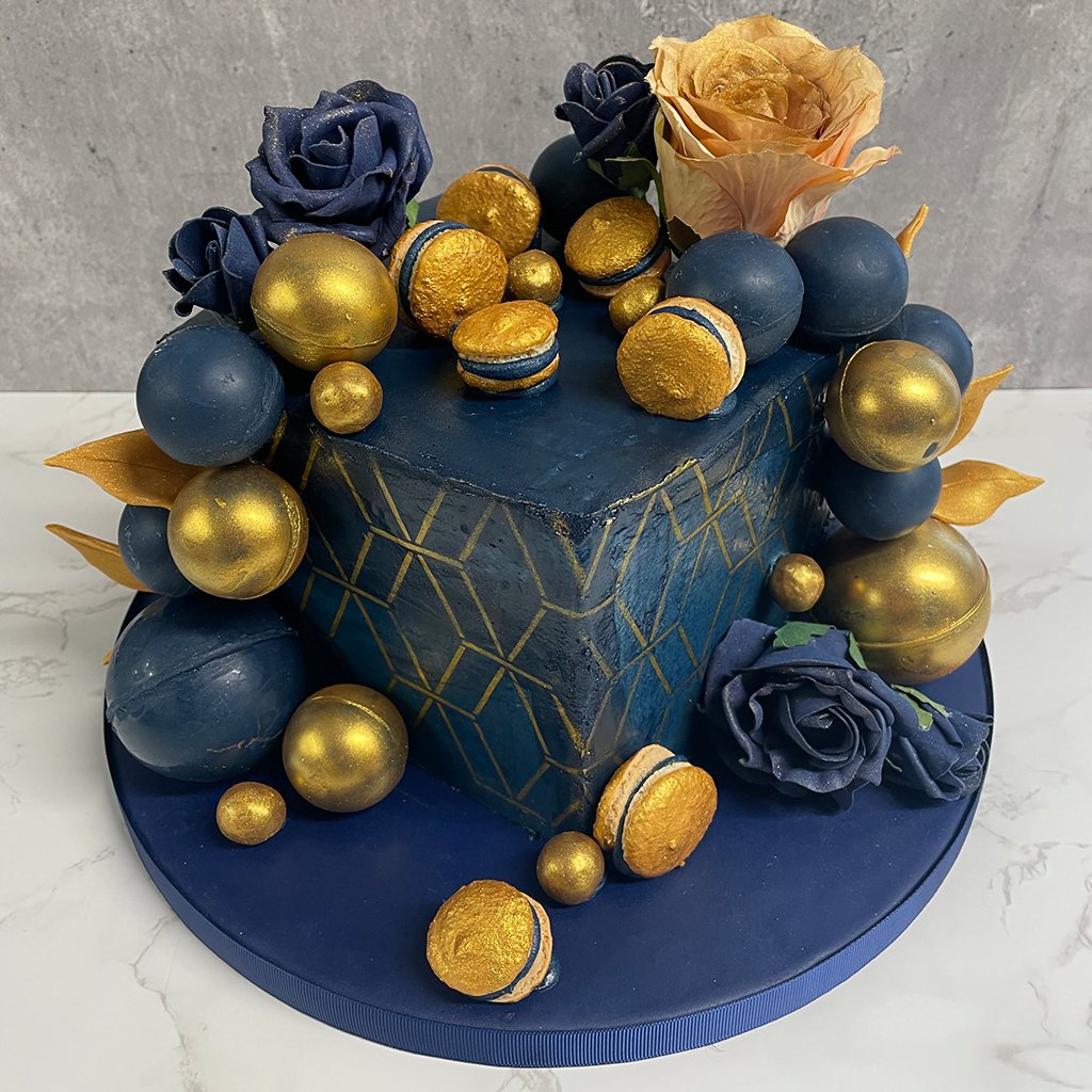 Silver 8 Inch Round Cake Drum – Leeds Cakes – Crafted Cake House ...